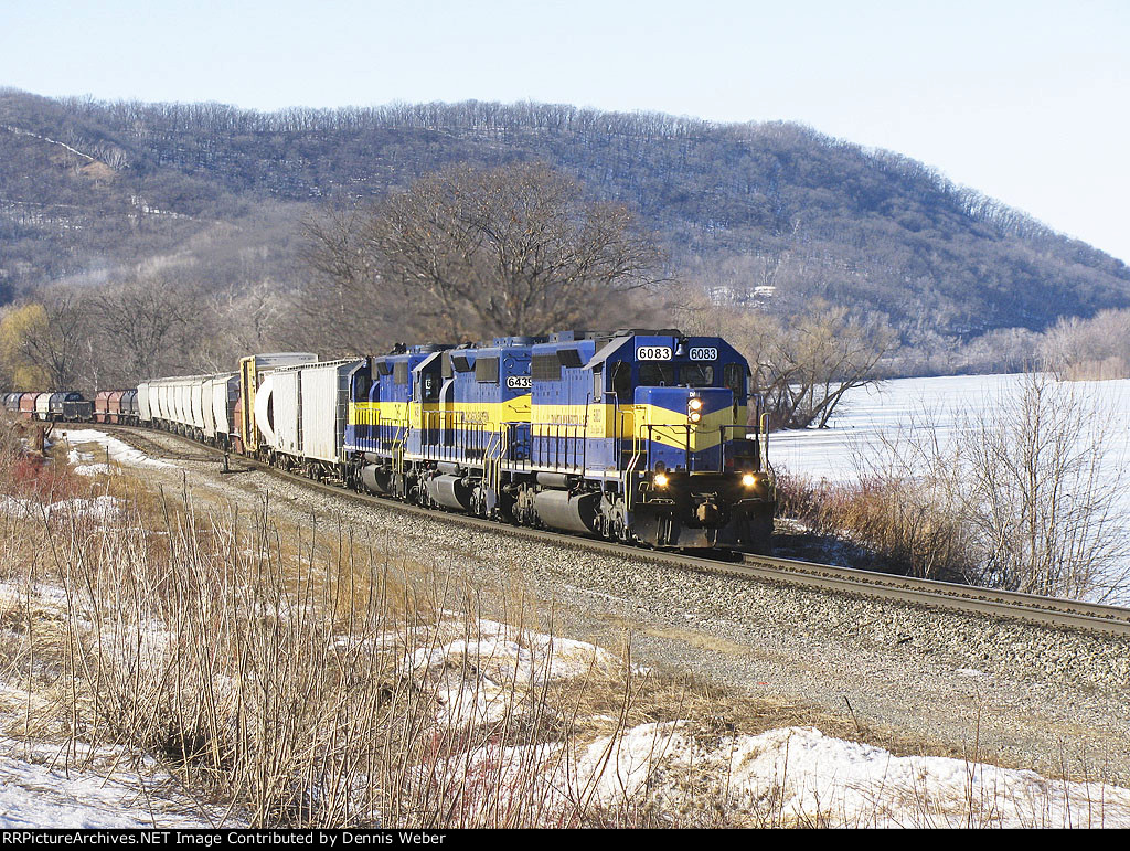 DM&E 6083, CP's River Sub.